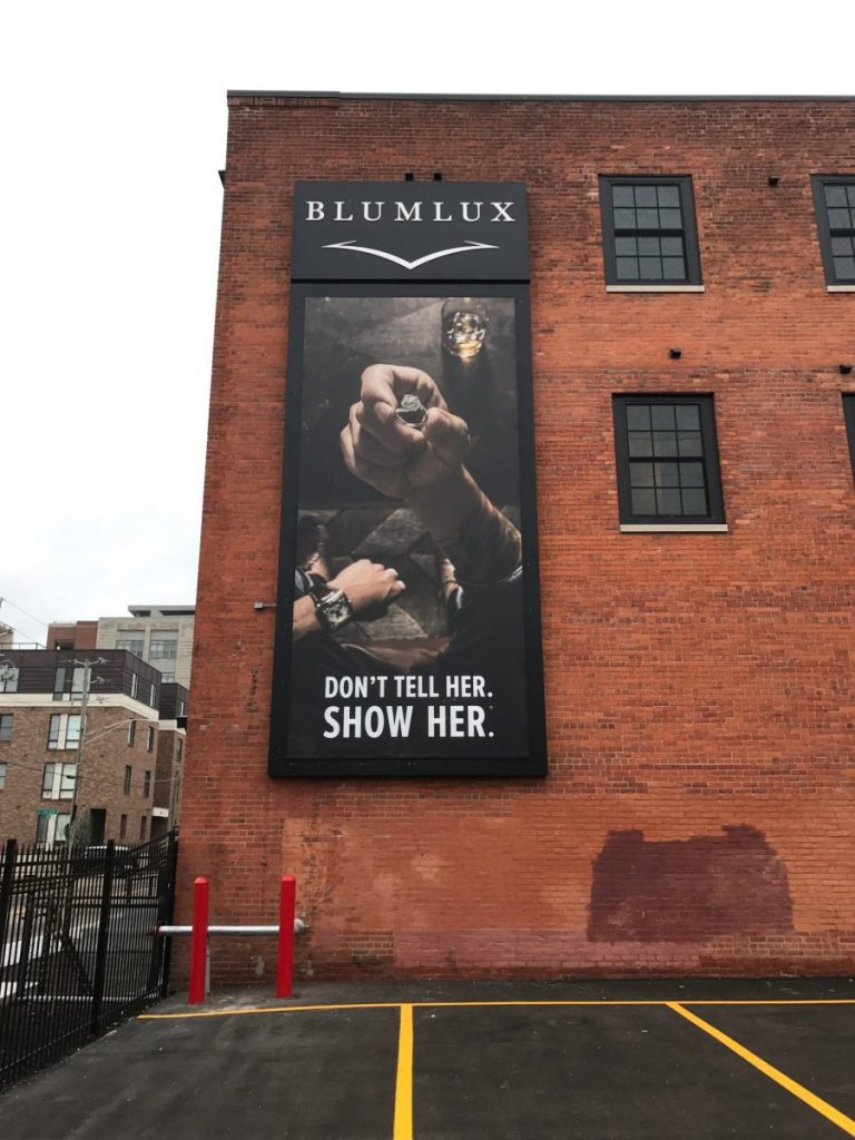 Commercial & Illuminated Sign Cabinets in Indianapolis, IN | Greenfield ...